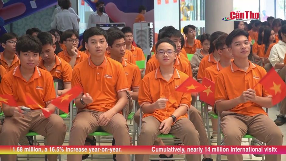 FPT High School celebrates new academic year – The Broadcasting and ...